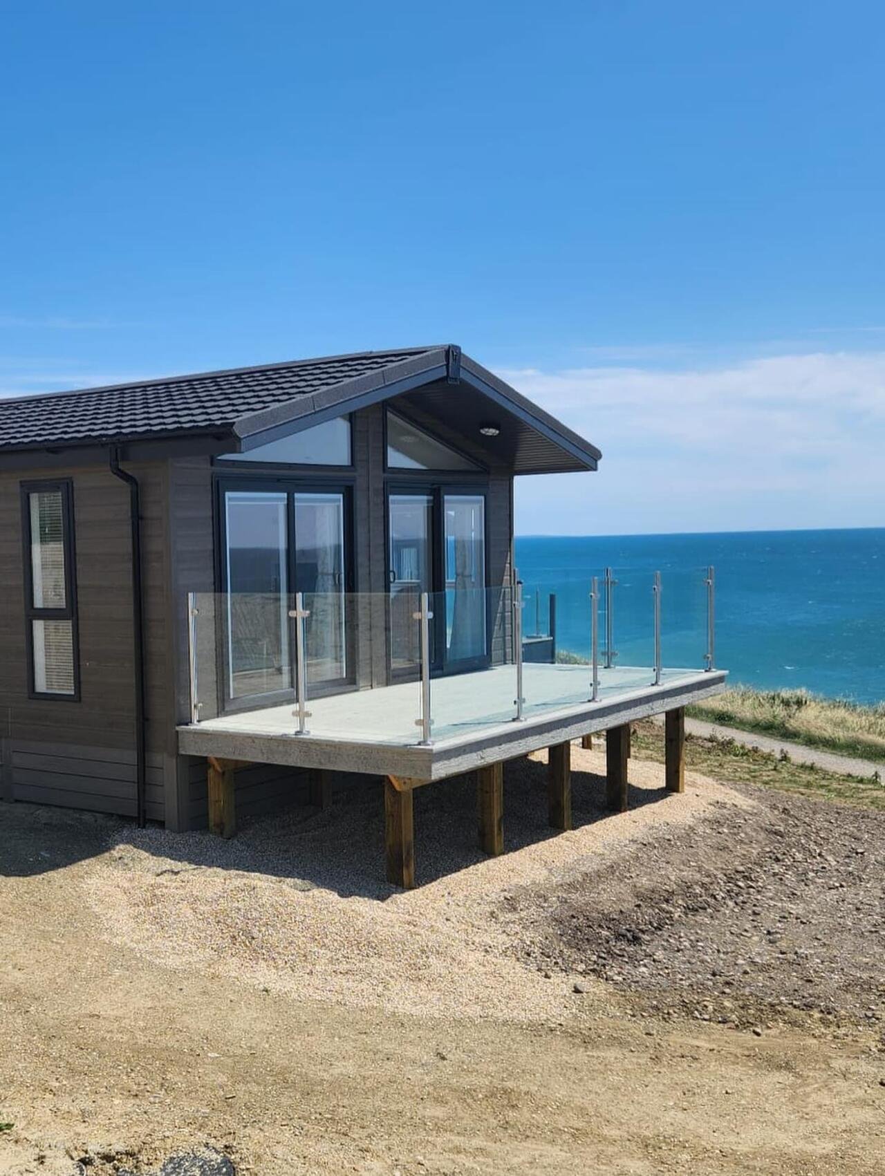 Waterfront Raised Decking – Milford on Sea, Lymington